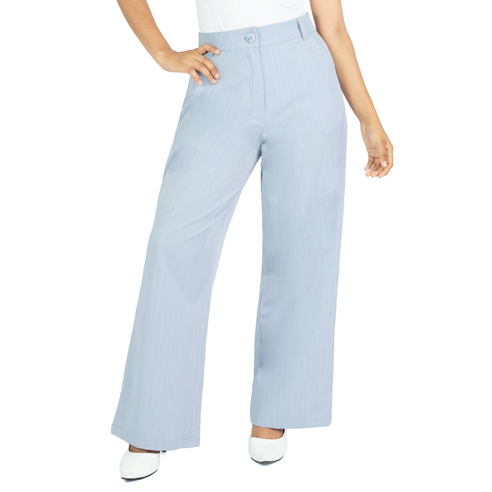 Moda Femenina: Estilo Formal y Casual para Mujeres Jóvenes – VANANA